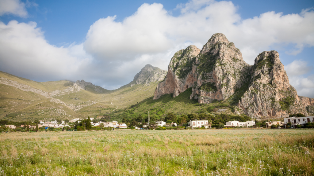 Dal 12 Maggio 2023, parte la prima edizione di "Makari, c’era una volta ...
